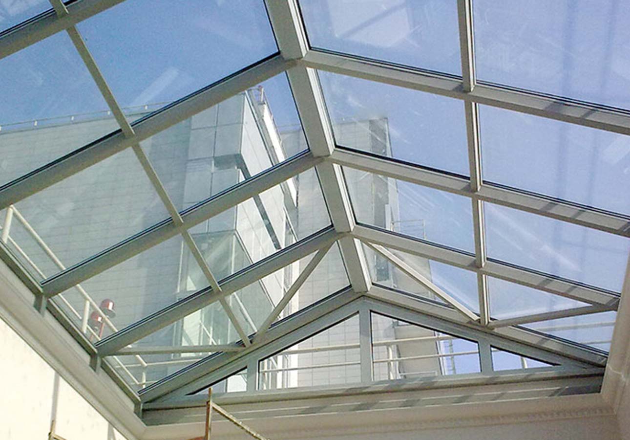 Fixed Glass Roof Pergola UK | Year-Round Cover | Veraforza