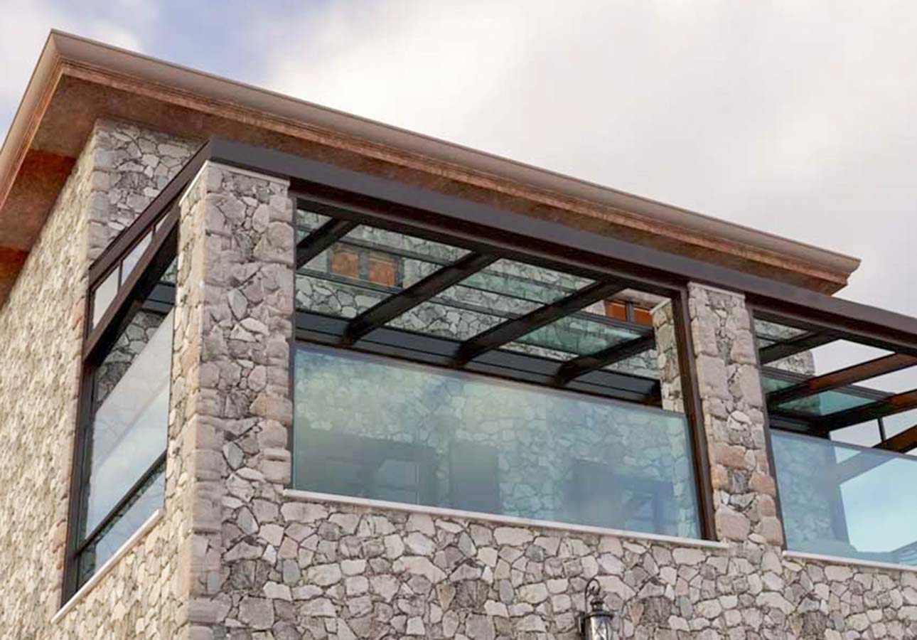 Guillotine Glazing System UK | Vertical Sliding Glass | Veraforza